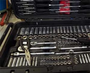 Pittsburgh Vs. Craftsman Tools: A Detailed Comparison