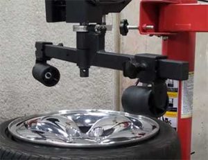 Derek Weaver Tire Machines Reviews Its Close Competitors