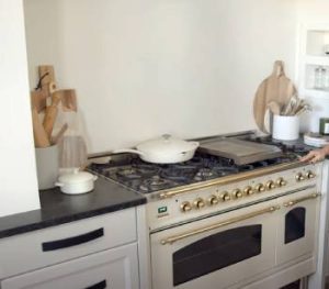 Hallman Range Vs. ILVE: A Hearty Kitchen Showdown